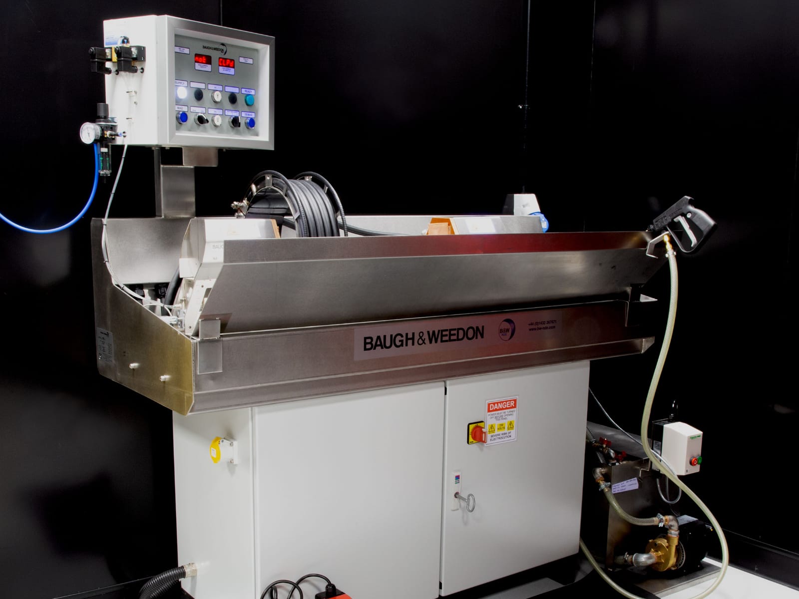 SBU :: Baugh & Weedon